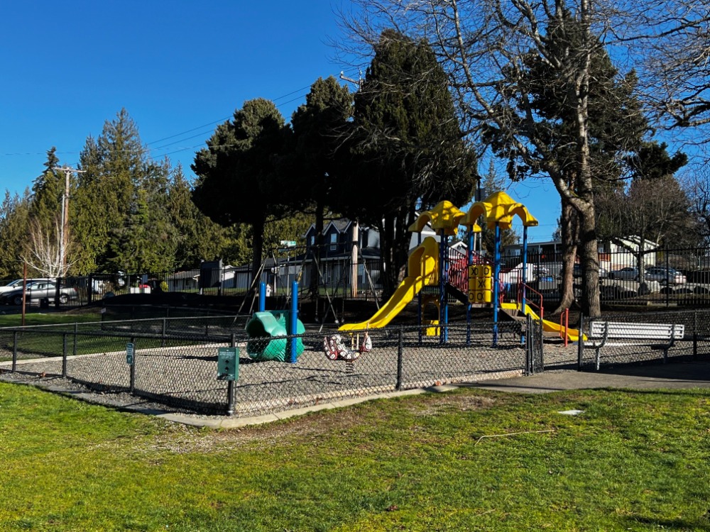 Inlet Island & Maple Point – Homeowners, of Inlet Island and Maple Point.